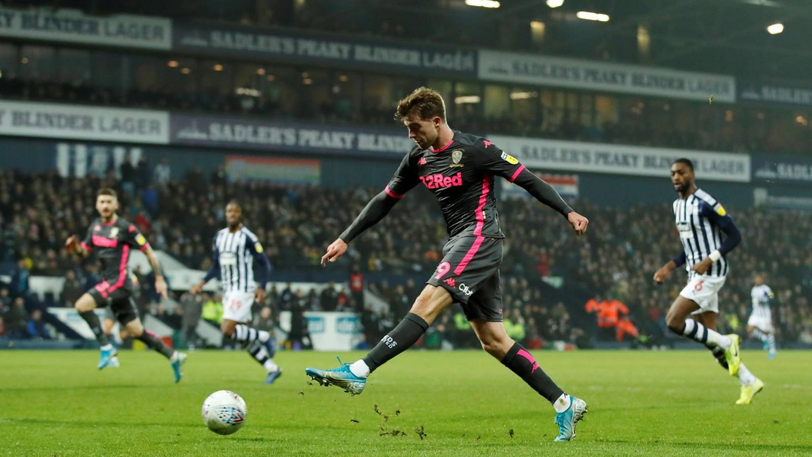 'Don't know how anyone can defend his record' – Stats have many Leeds ...