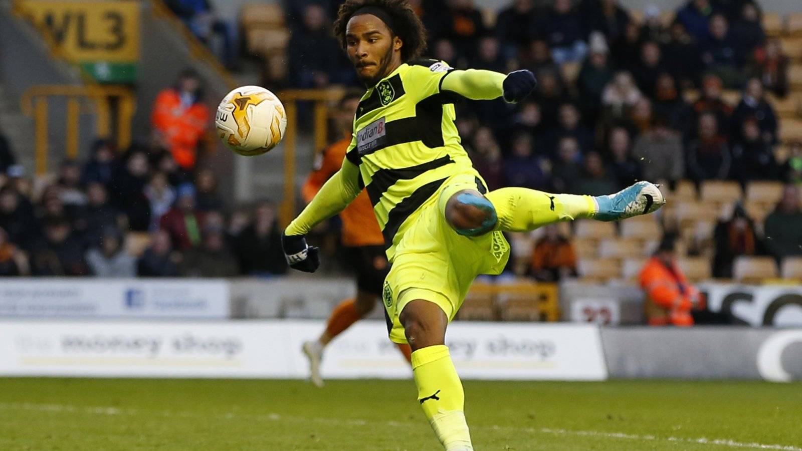 Izzy Brown sends passionate Preston message as he continues recovery ...