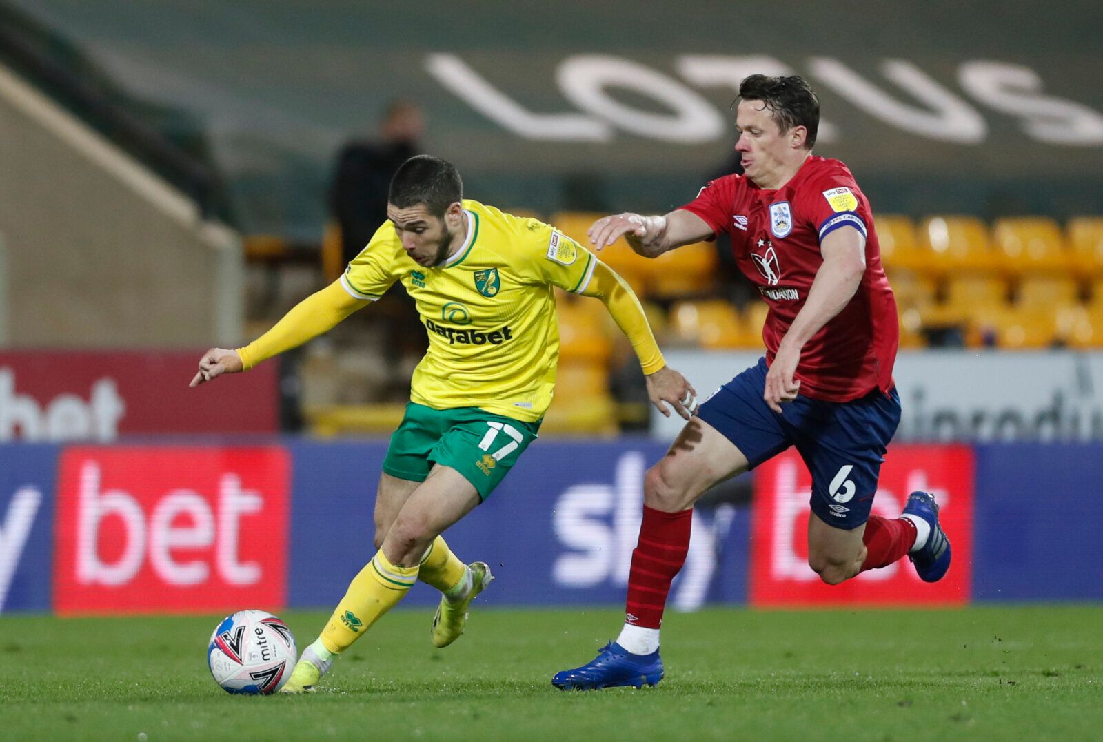 Jonathan Hogg makes honest admission on Lewis O'Brien amid 22-year-old ...