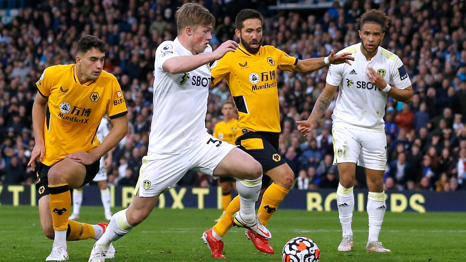 "Perfectly fits that role" - Hull City fan pundit excited by Leeds ...