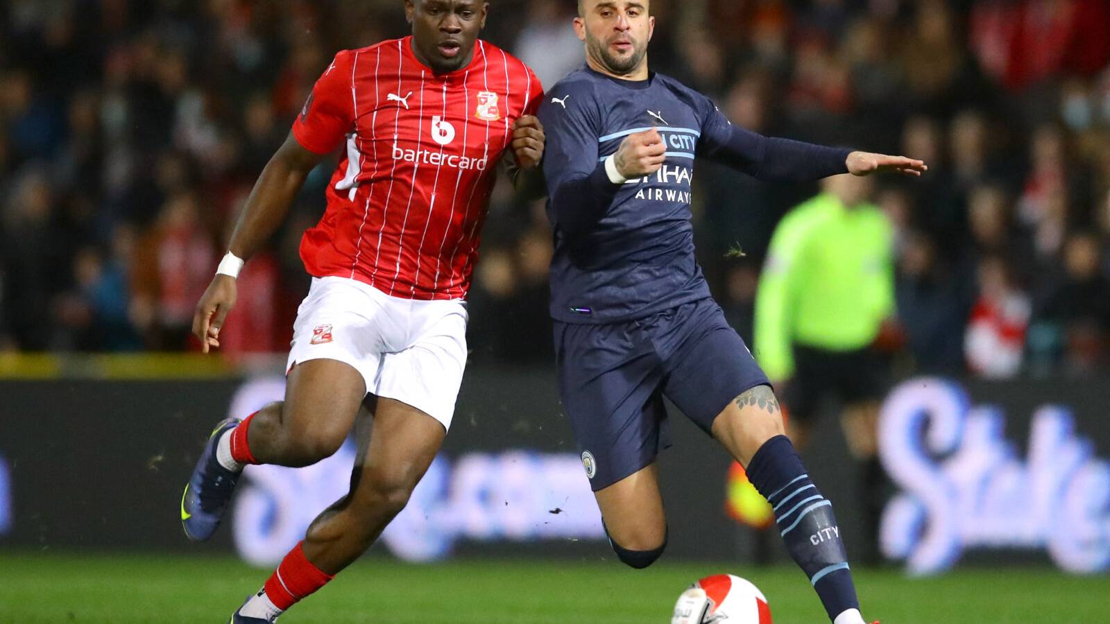 Mark Ashton sends warning as Ipswich, Tyreece Simpson contract issue ...