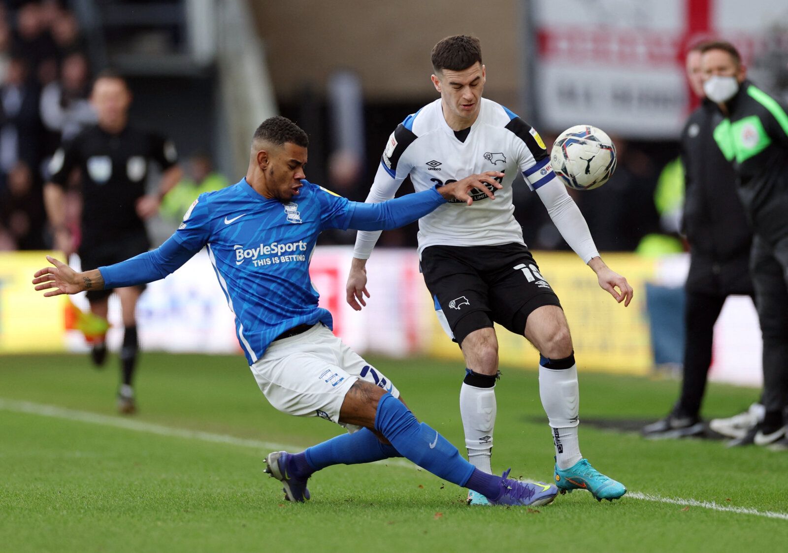 Juninho Bacuna sends message to Birmingham City supporters as he ...