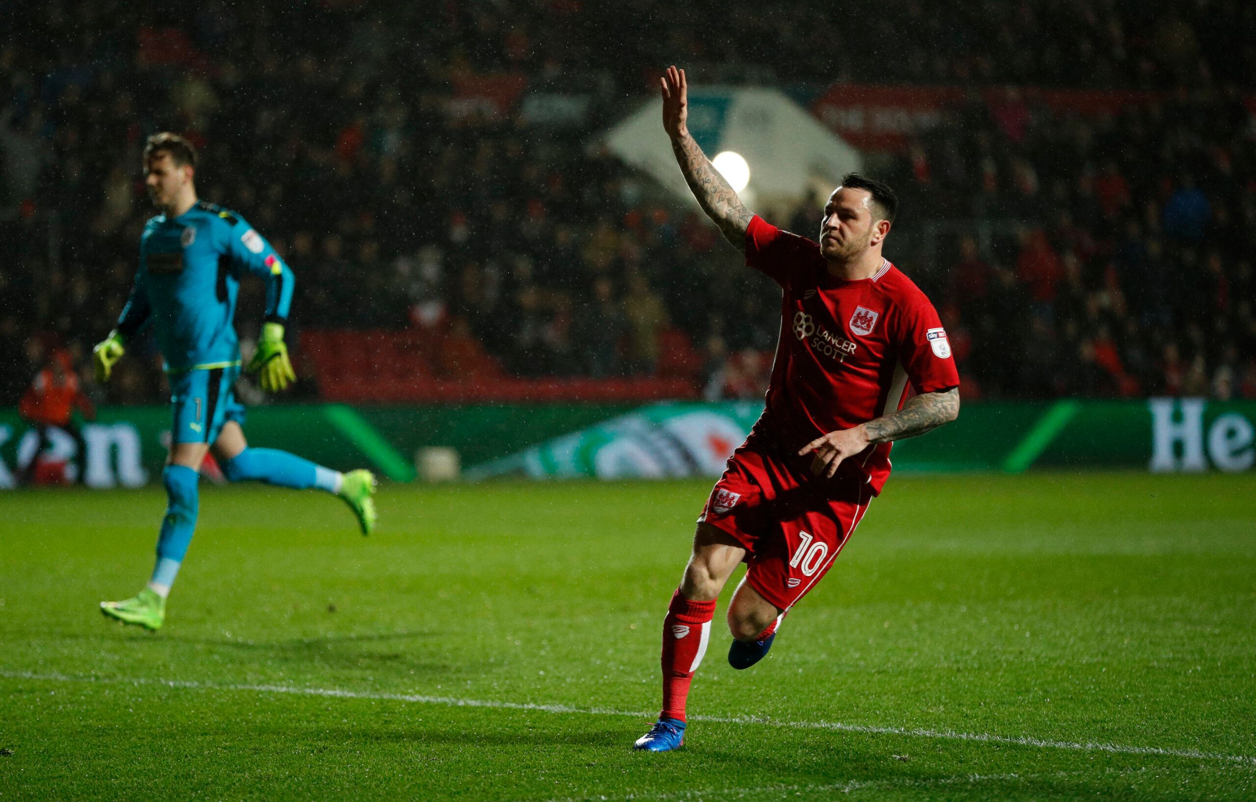 Lee Tomlin aims two-word Bristol City dig after Cardiff City derby win