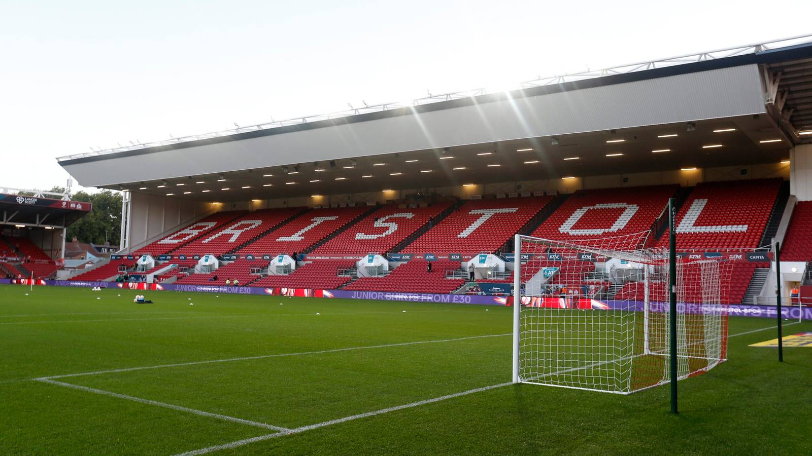How did Bristol City's attendance v Sunderland compare to the rest of ...