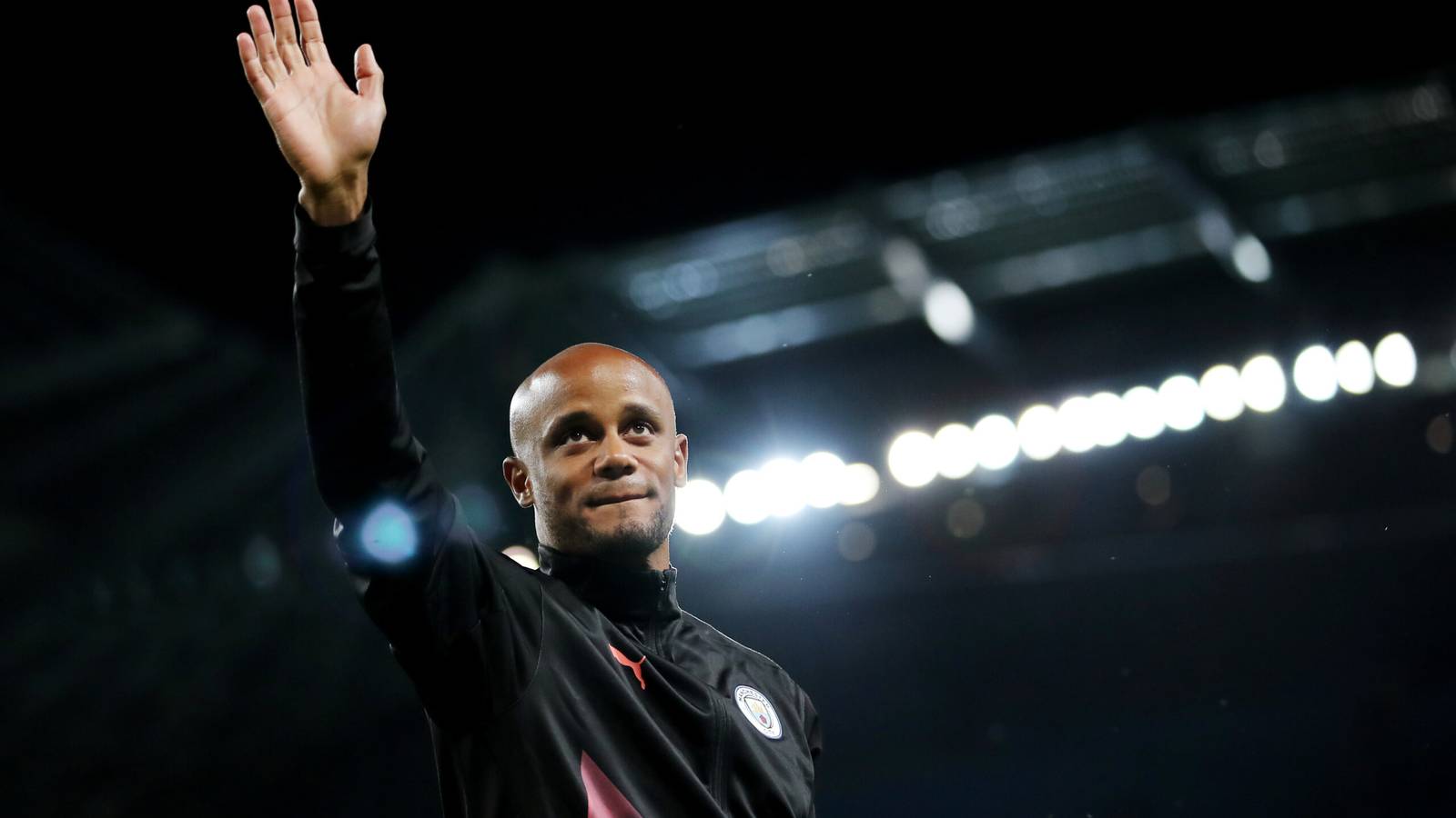 Burnley pundit reacts to Vincent Kompany to Tottenham news