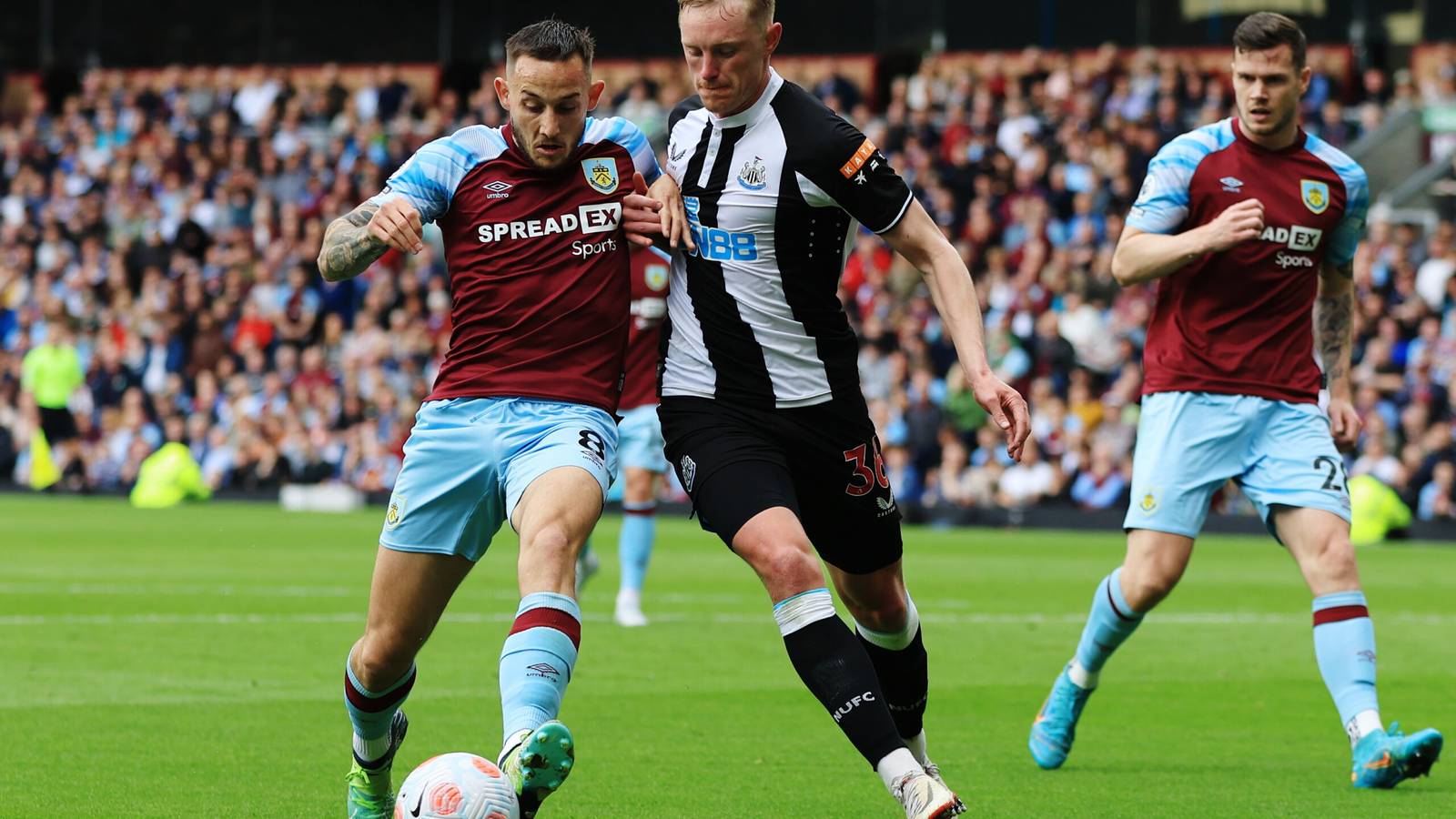Burnley midfielder makes exciting claim after strong start to season
