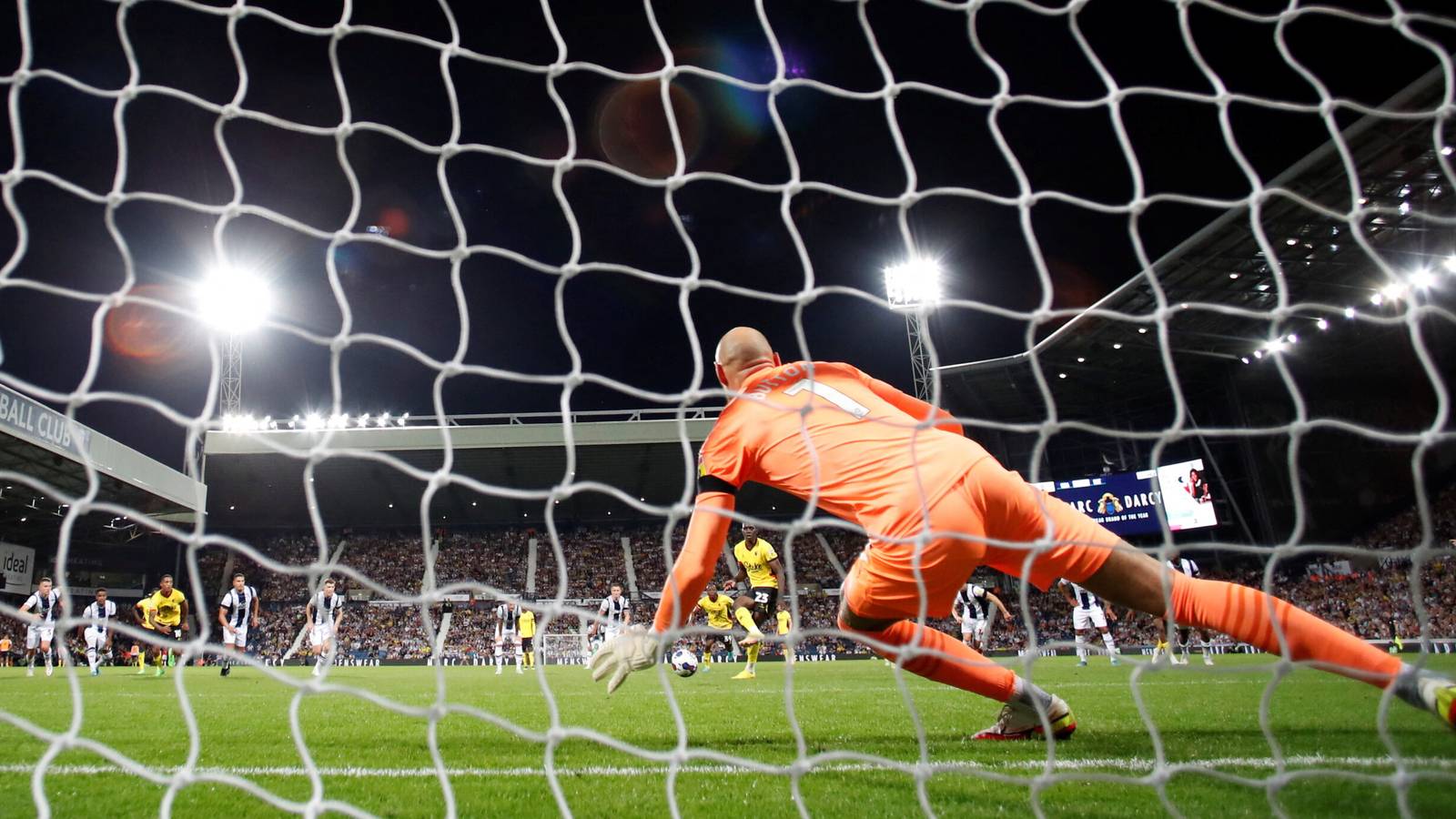 Eye-catching stat shows Steve Bruce should drop West Brom regular: Opinion