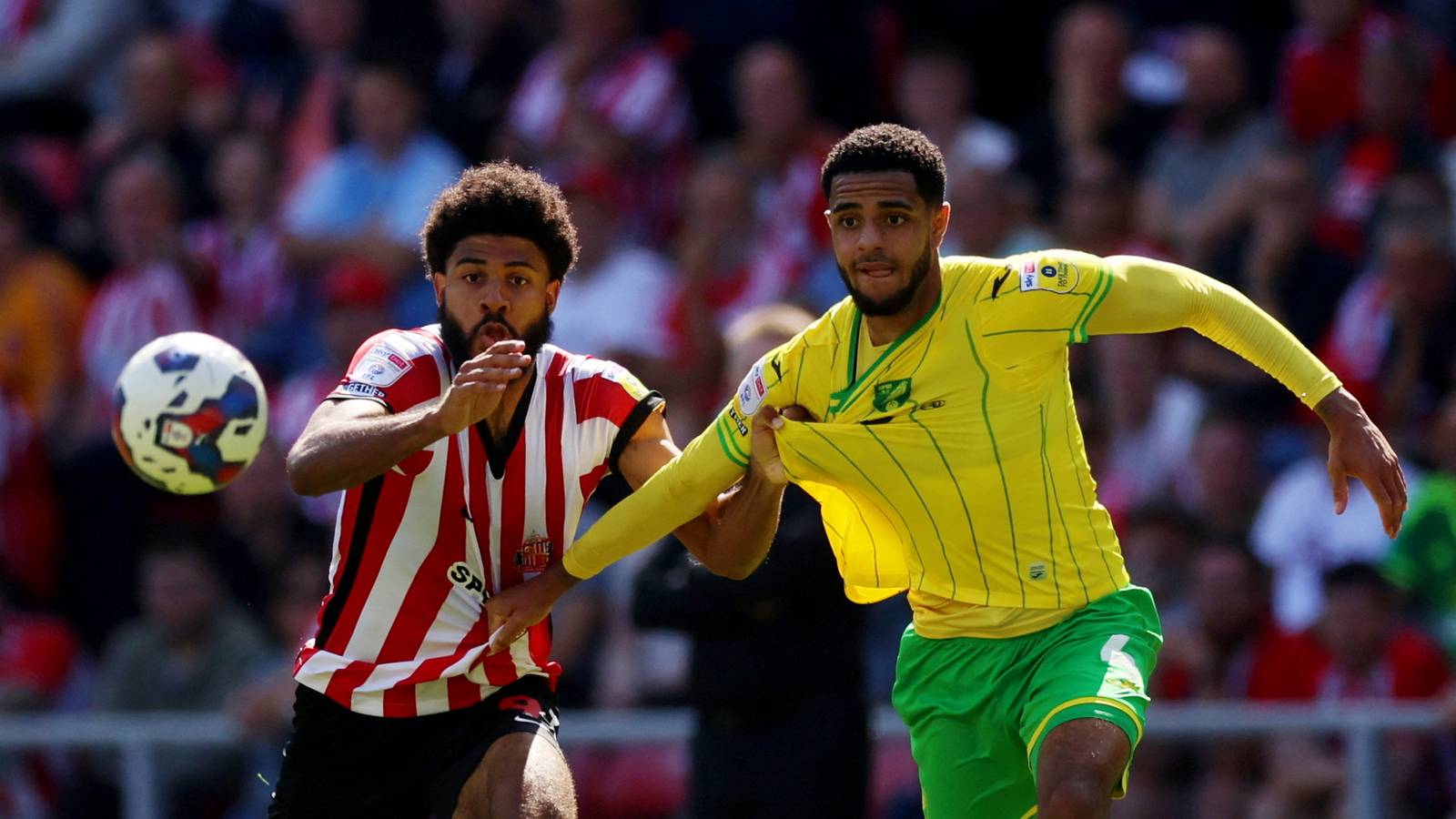 Ellis Simms delivers warning to Championship rivals as Sunderland ...