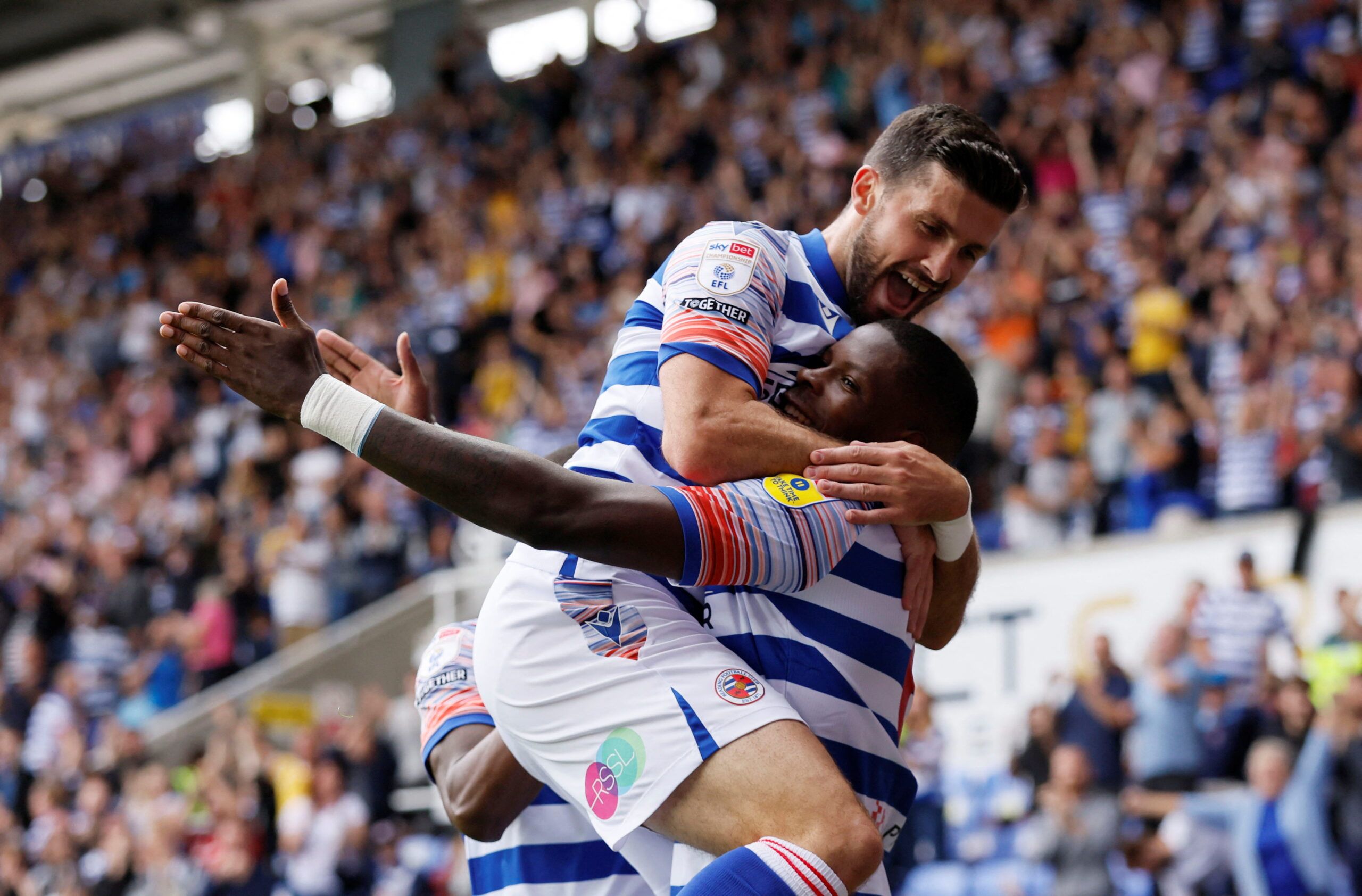 9 quickfire questions about Reading FC kits from over the years – Can ...