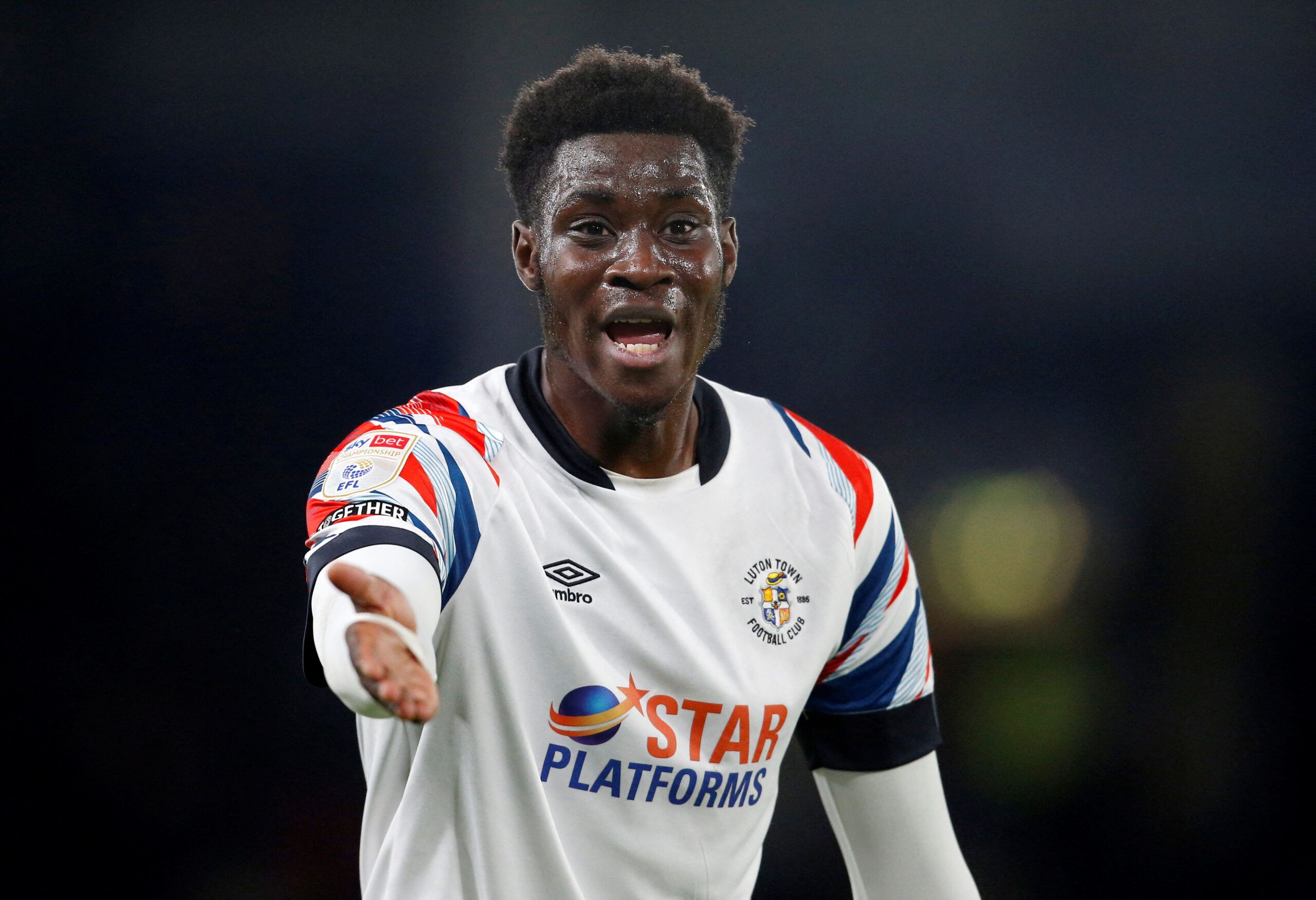 "I think he could get interest from top Championship sides" - Luton ...