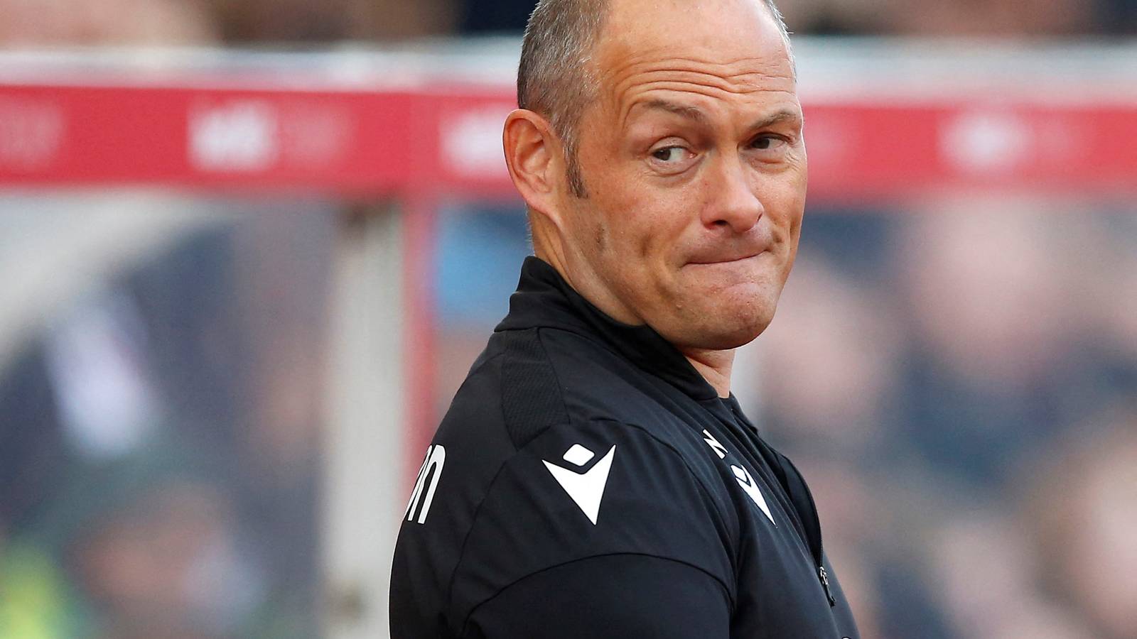 Alex Neil issues Stoke City warning amid current struggles
