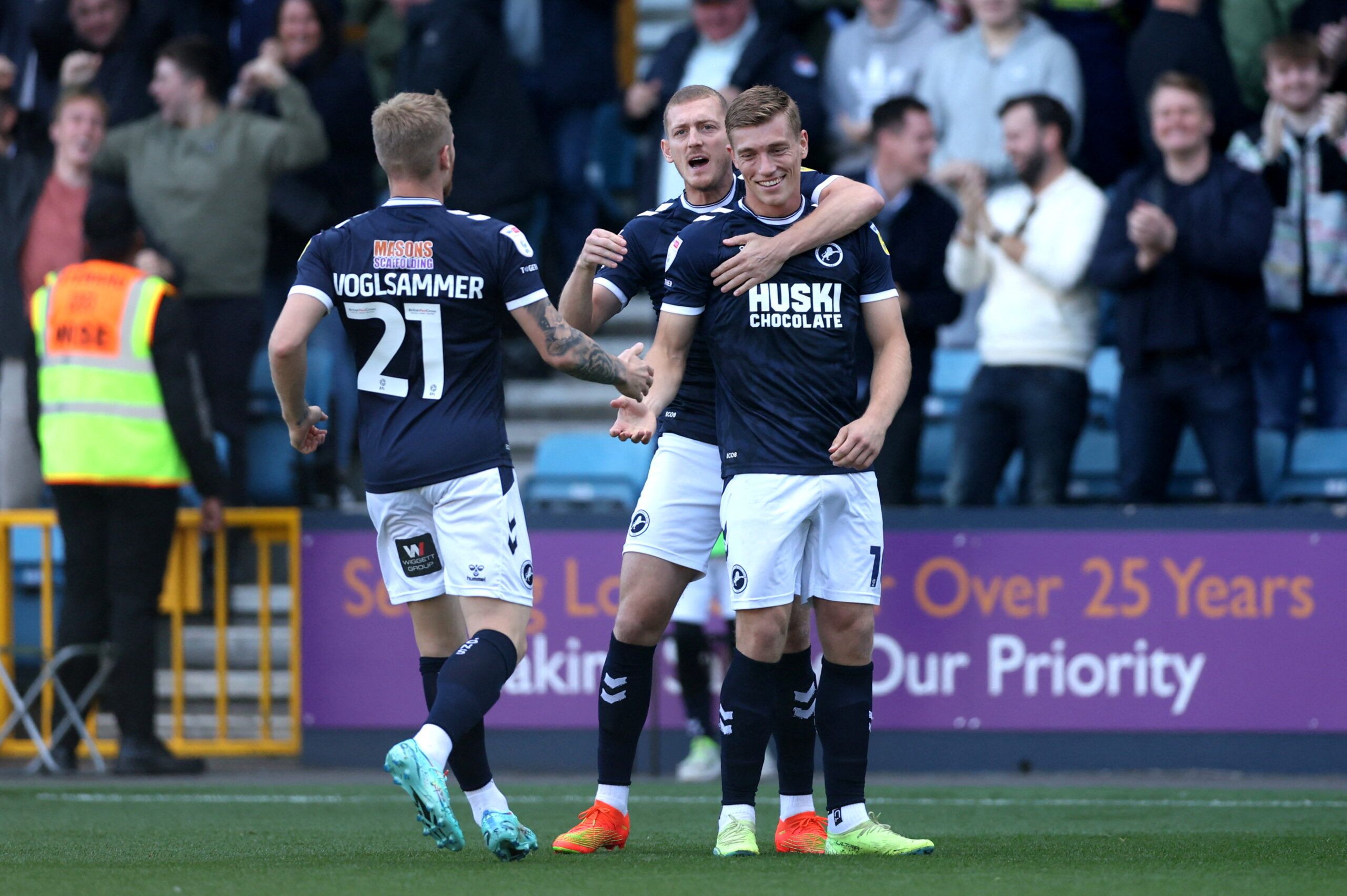 Zian Flemming shares five-word message with Millwall supporters after ...