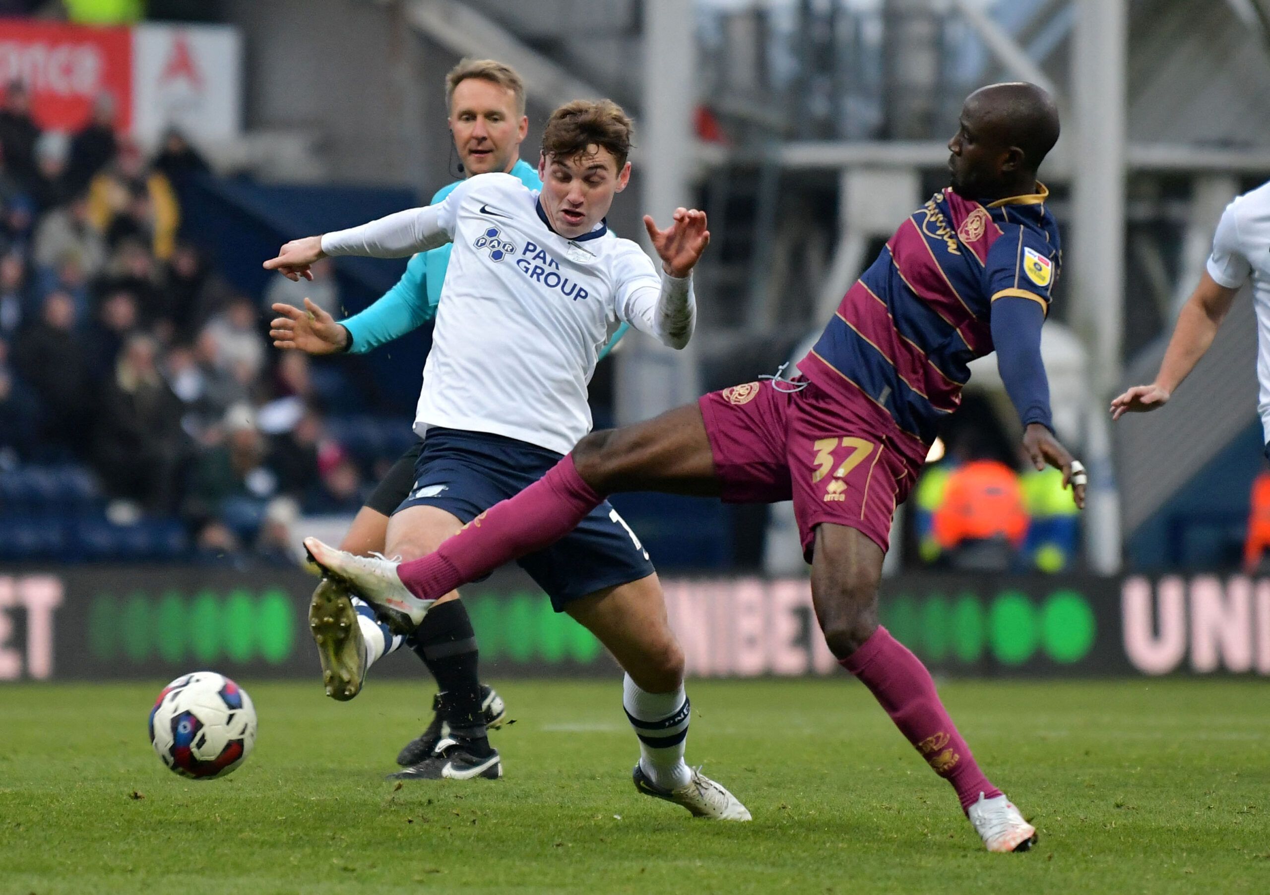 Fernandez impresses but midfield disappoints: Preston North End player ...