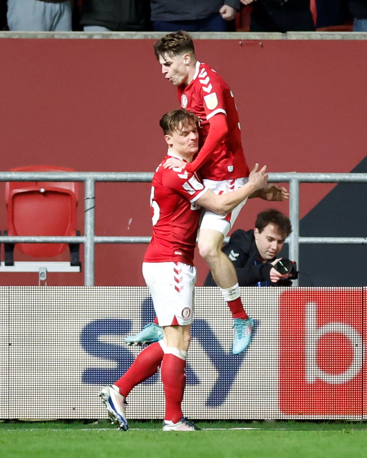 Tottenham's stance revealed as they hope to win transfer tussle for ...