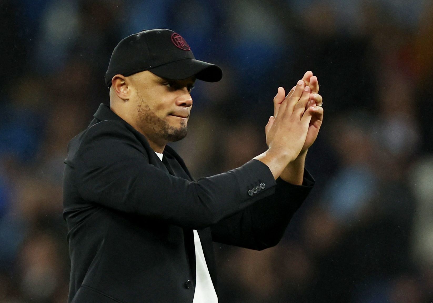 Burnley boss Vincent Kompany issues verdict on Sunderland head coach ...