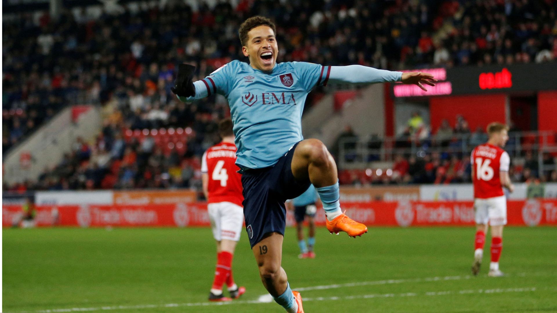 Manuel Benson should be wary of Burnley repeat as Leeds United come calling