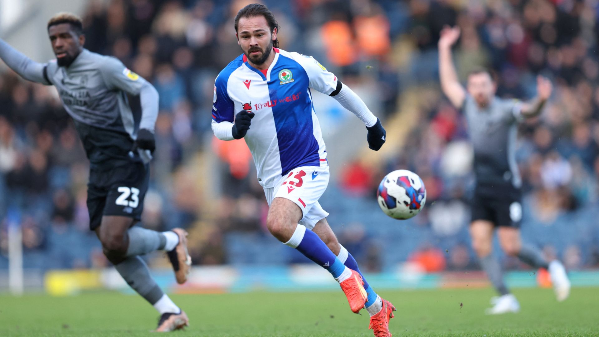 Blackburn Rovers boss Jon Dahl Tomasson issues Bradley Dack update