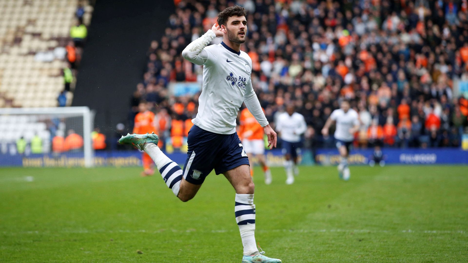 Middlesbrough set to launch transfer bid for Everton's Tom Cannon