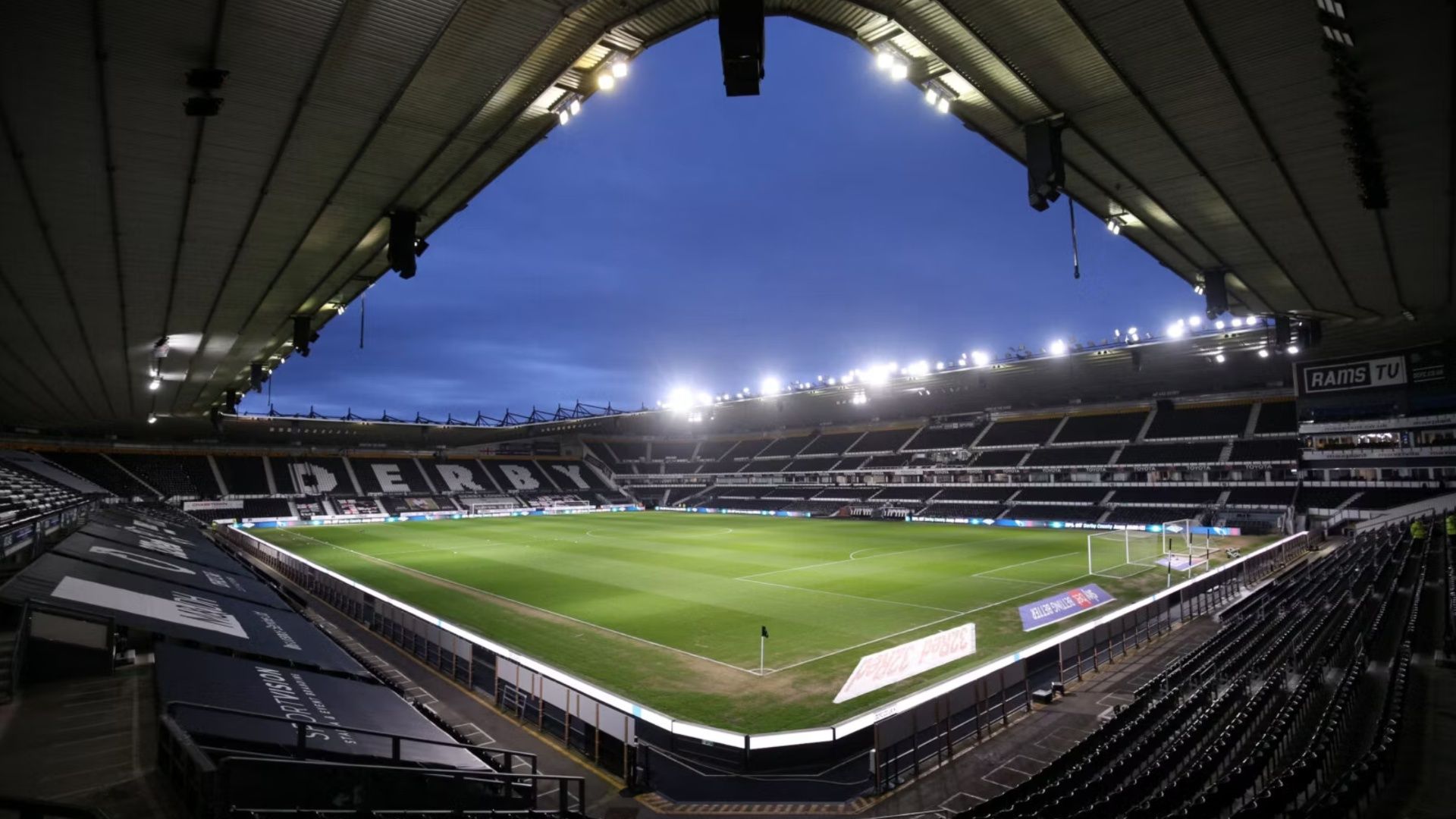 Who is Lee Bonis? The striker wanted by Derby, Birmingham, Portsmouth ...