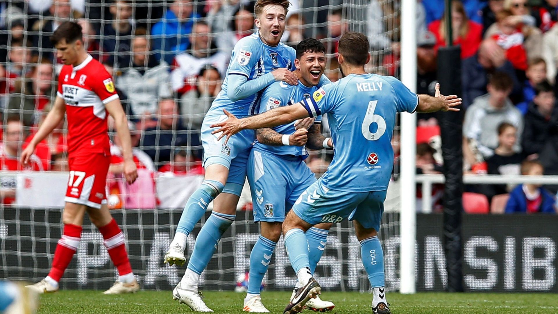 Gus Hamer reveals he would leave Coventry City for Feyenoord