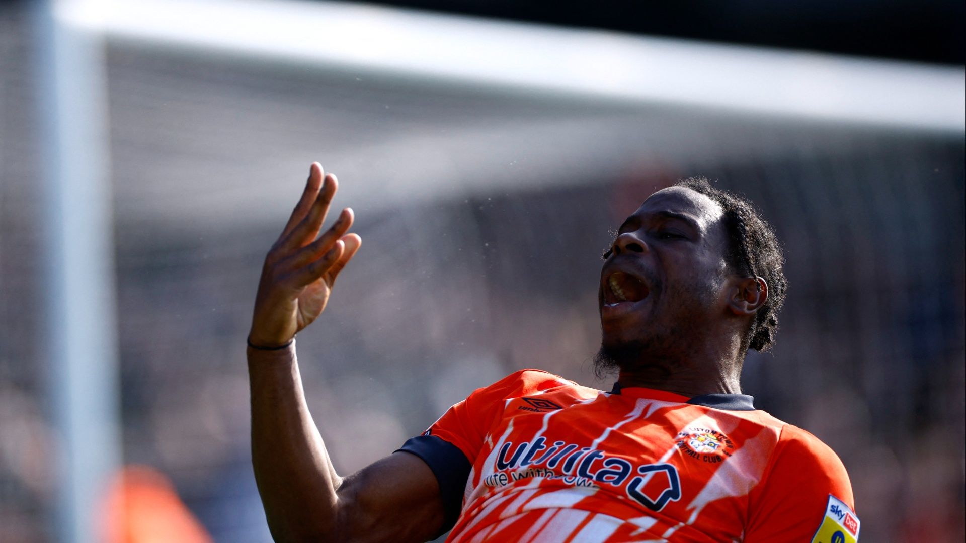 West Ham handed Luton Town a club legend that will go down in folklore