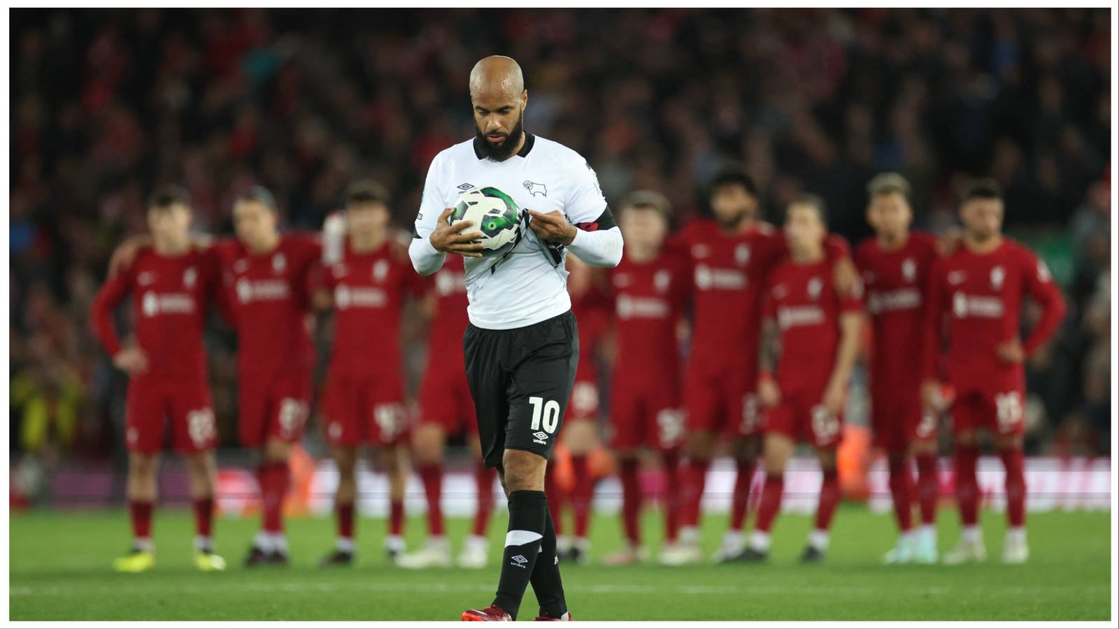 Notts County sign David McGoldrick