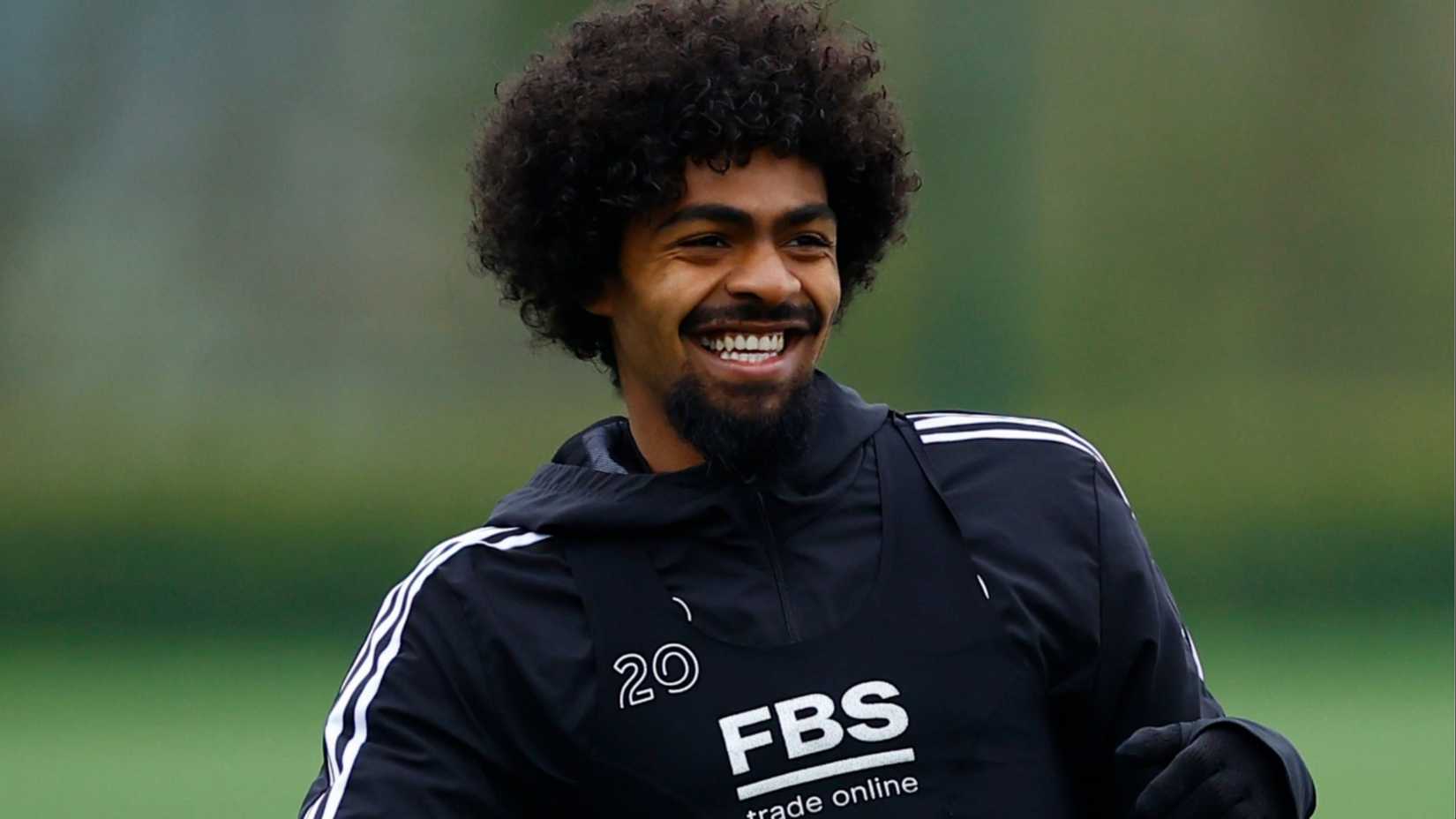 Exclusive: Wrexham AFC plot new Leicester City transfer raid for Hamza Choudhury