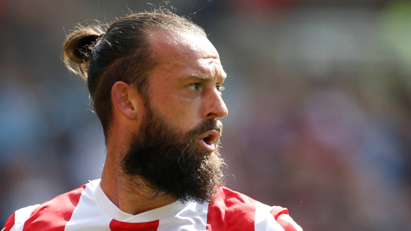 Ex-Sheffield Wednesday, Sunderland & Wrexham star Steven Fletcher ...