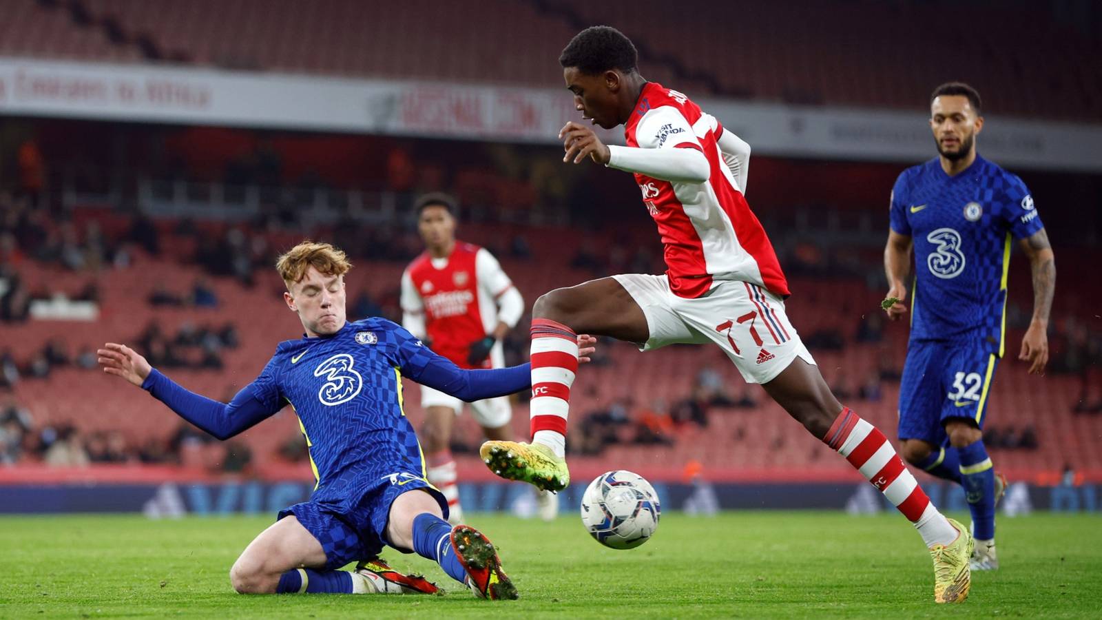 Southampton: Saints agree transfer for Arsenal prospect Zach Awe