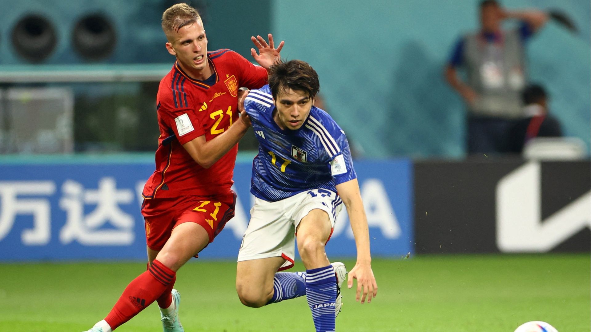 Leeds United: Ao Tanaka misses Fortuna Dusseldorf training amid ...