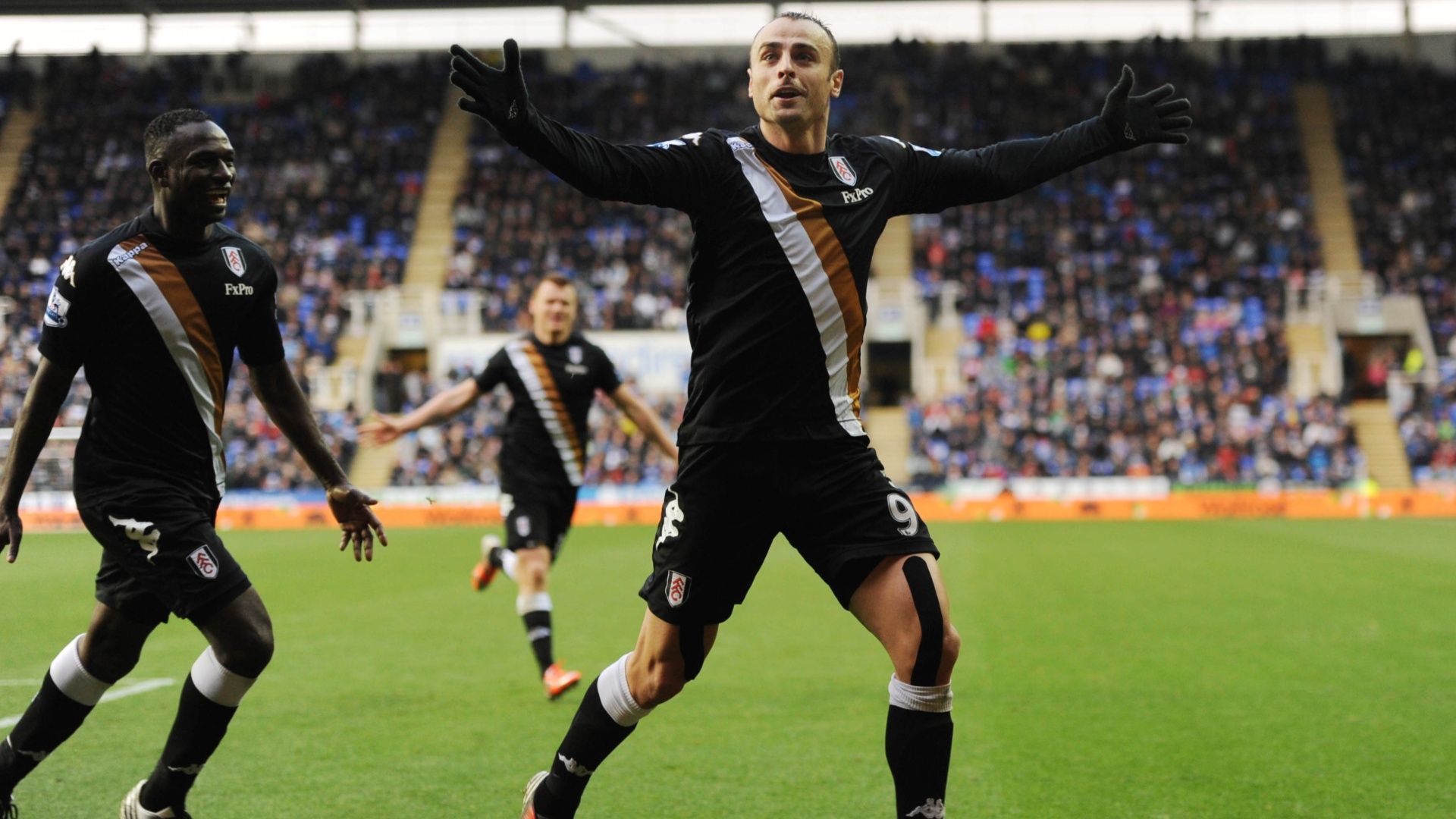 "I want to help" - Dimitar Berbatov offers support to Wayne Rooney ...