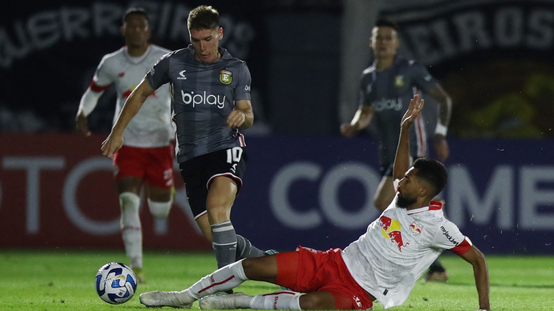 Sunderland failed with late move for Estudiantes' Benjamin Rollheiser