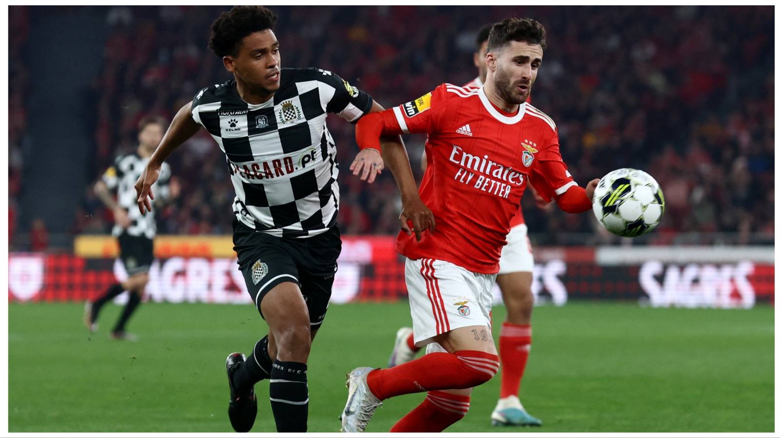 QPR set to sign Reggie Cannon on free transfer