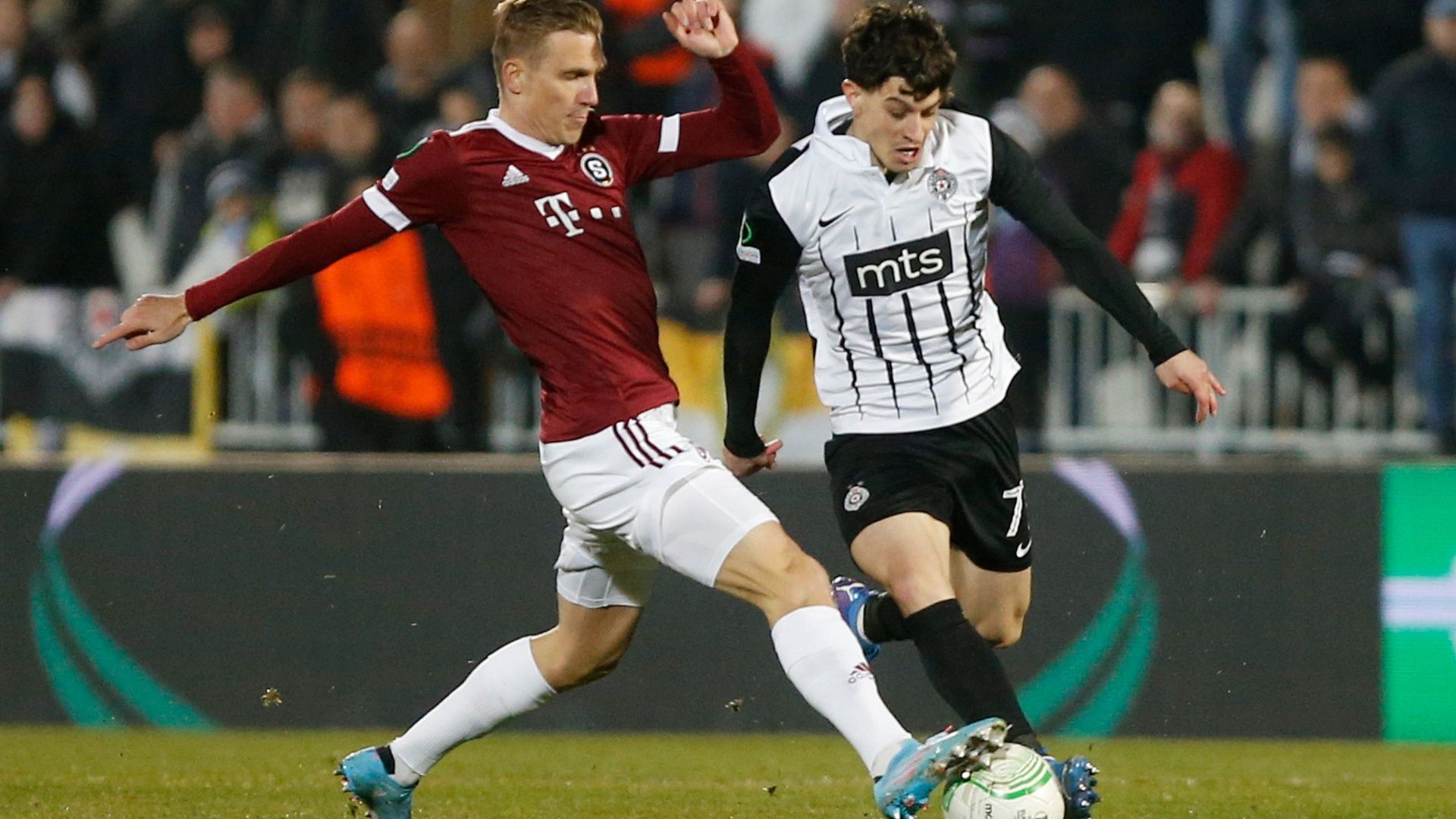 7 free agents who could fit in at Leeds United right now