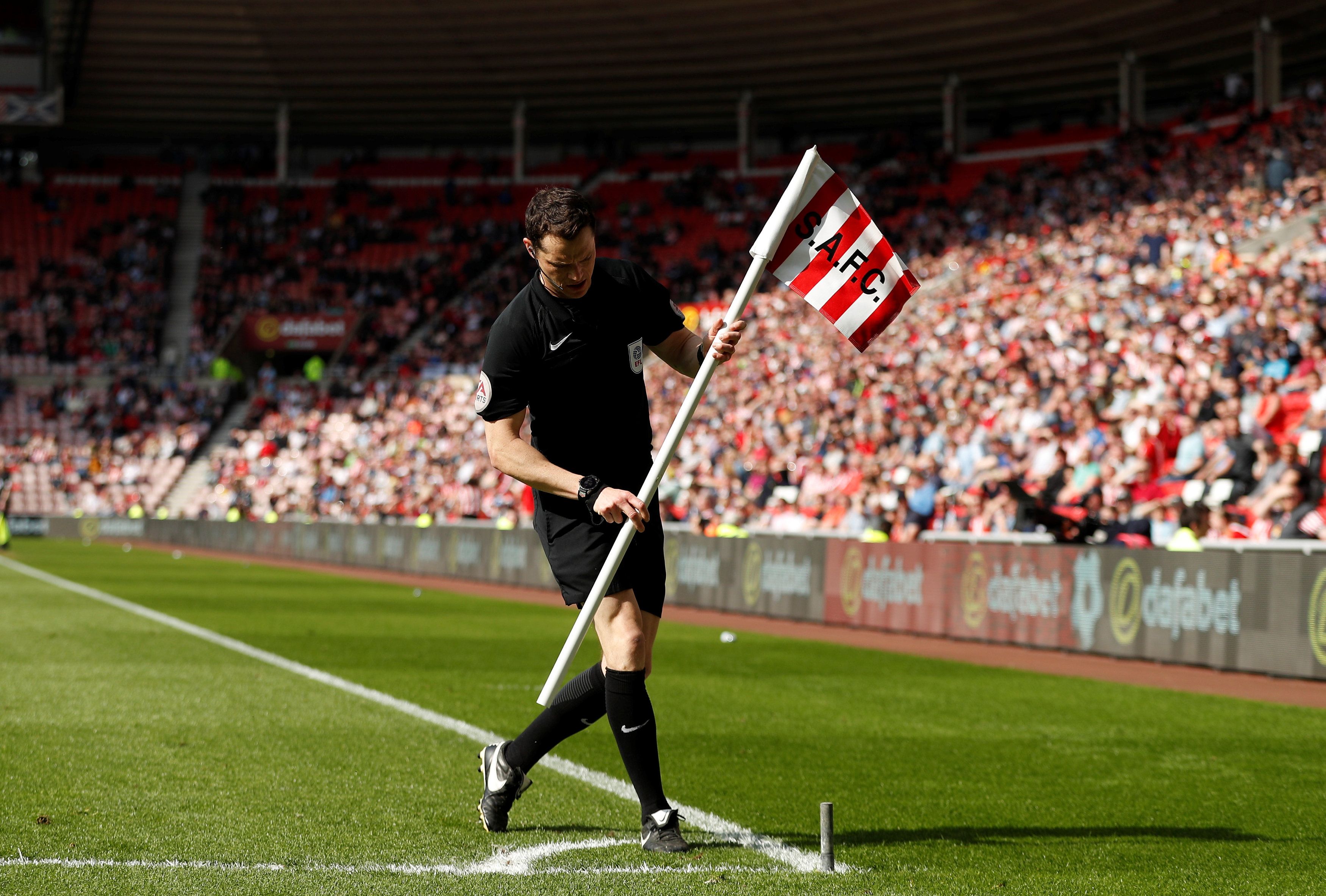 Sunderland manager search latest: Steven Schumacher stance, Kim ...