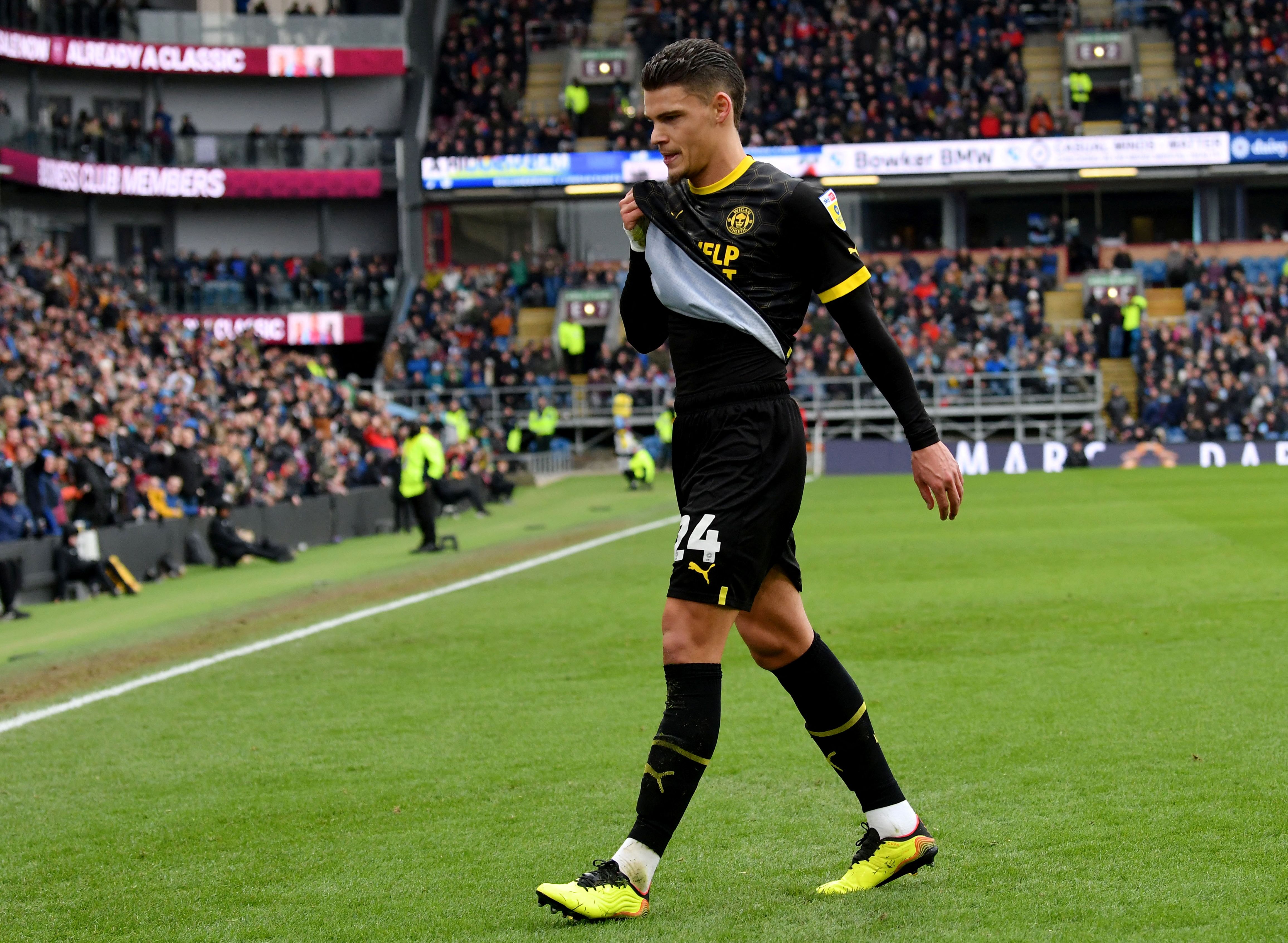 Wigan Athletic in transfer talks to sign Brighton defender Odel Offiah