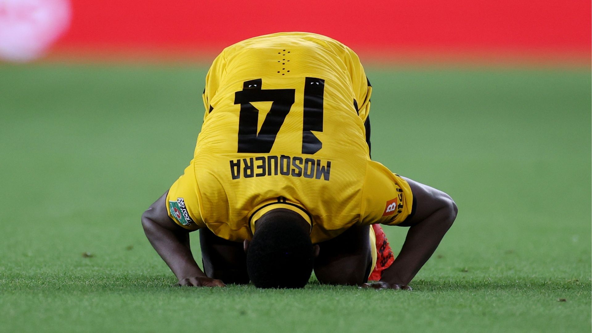 Yerson Mosquera: Wolves sign Colombian defender from Atletico - verloop.io