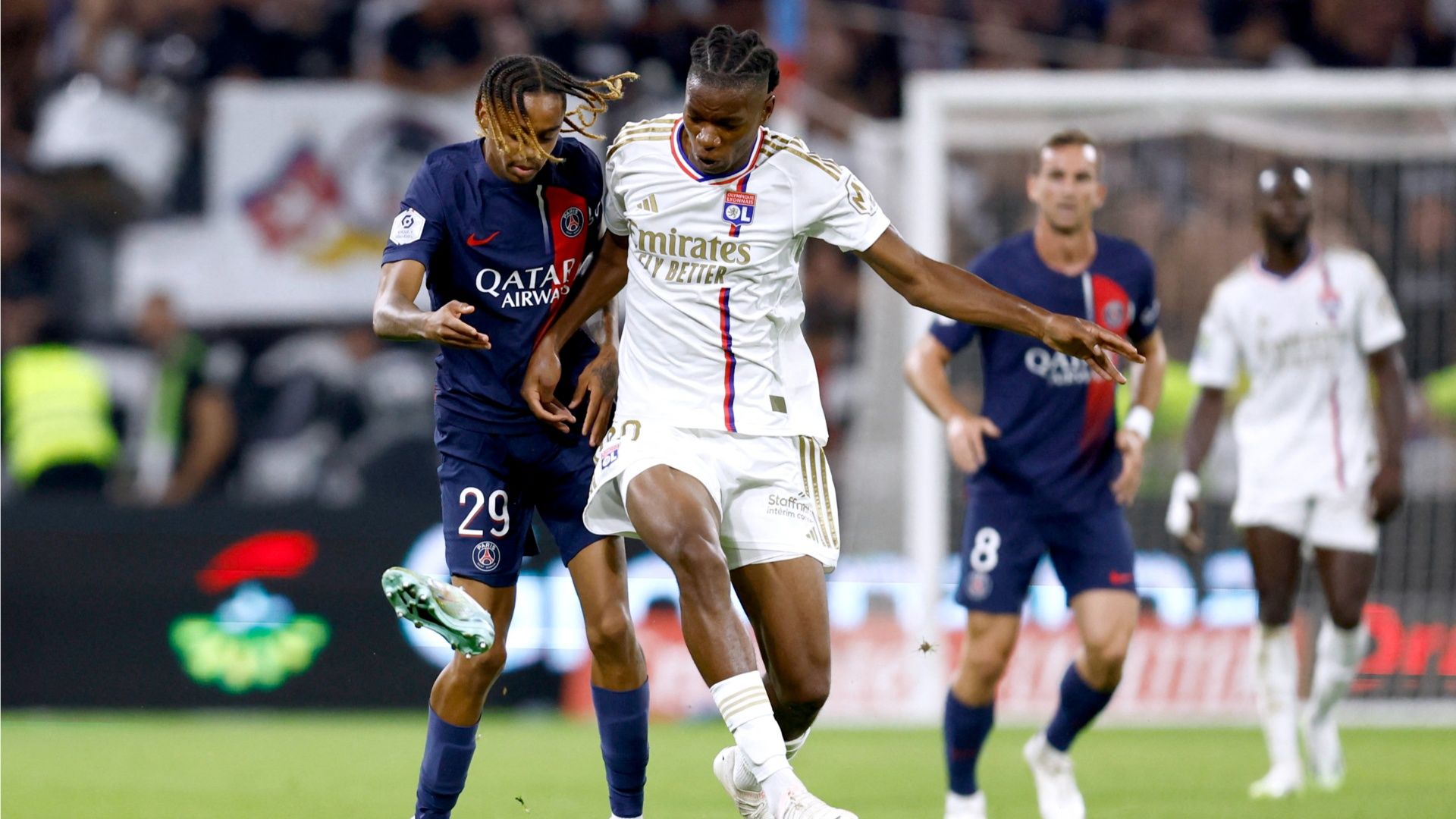 Sunderland battling Werder Bremen for Lyon's Skelly Alvero