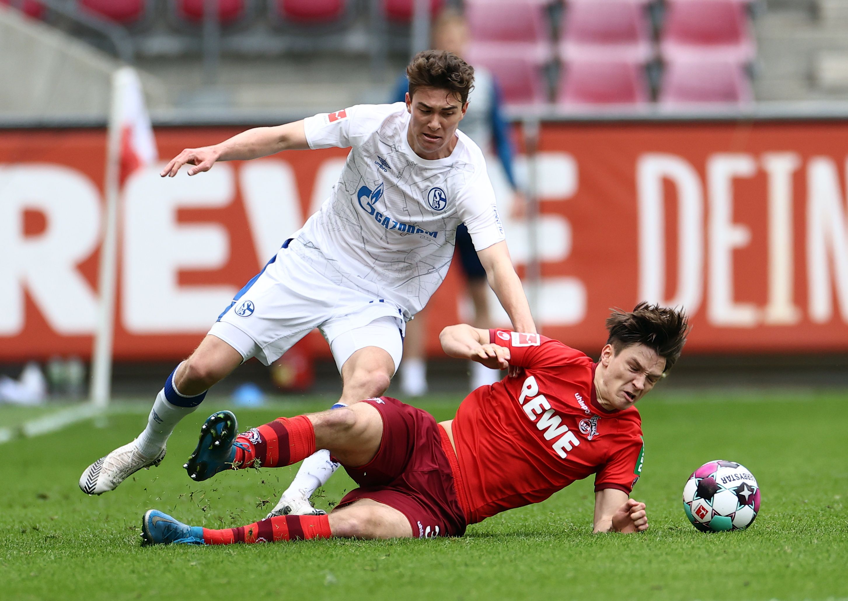 Middlesbrough urged to offload Matthew Hoppe