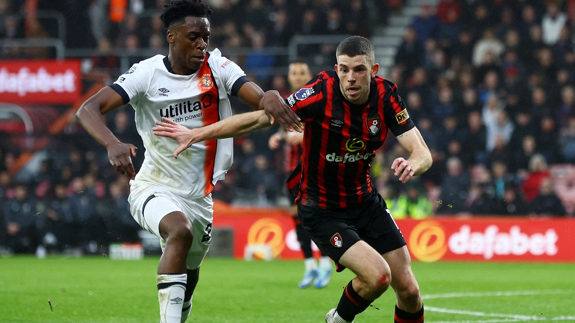 Comparing Watford and Luton Town's highest paid player