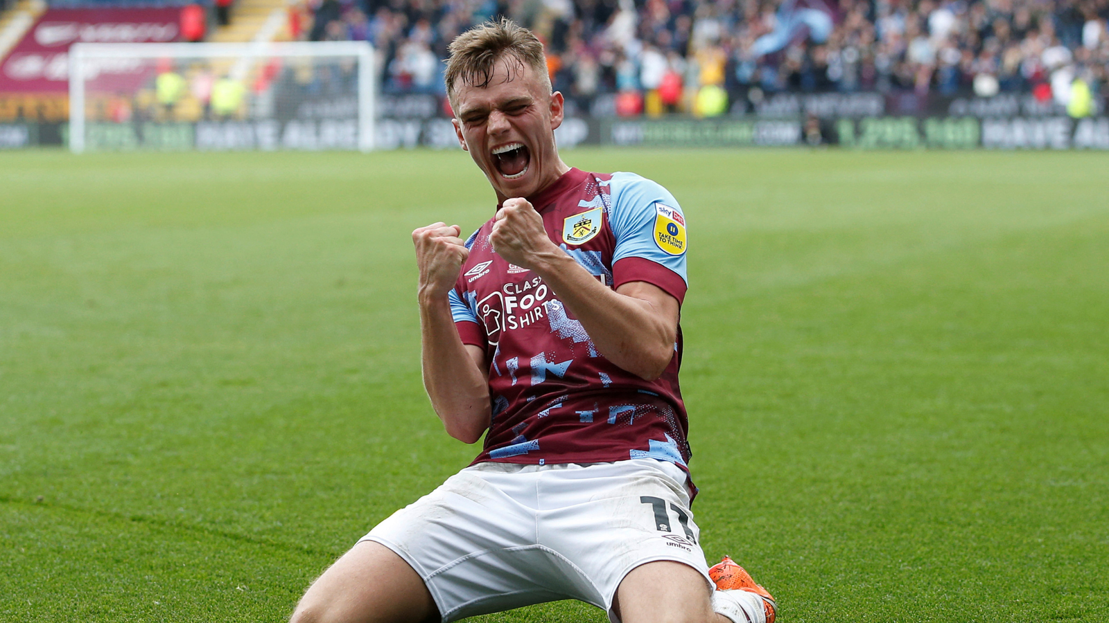 Bristol City: Sam Bell blow could impact Robins' summer transfer business