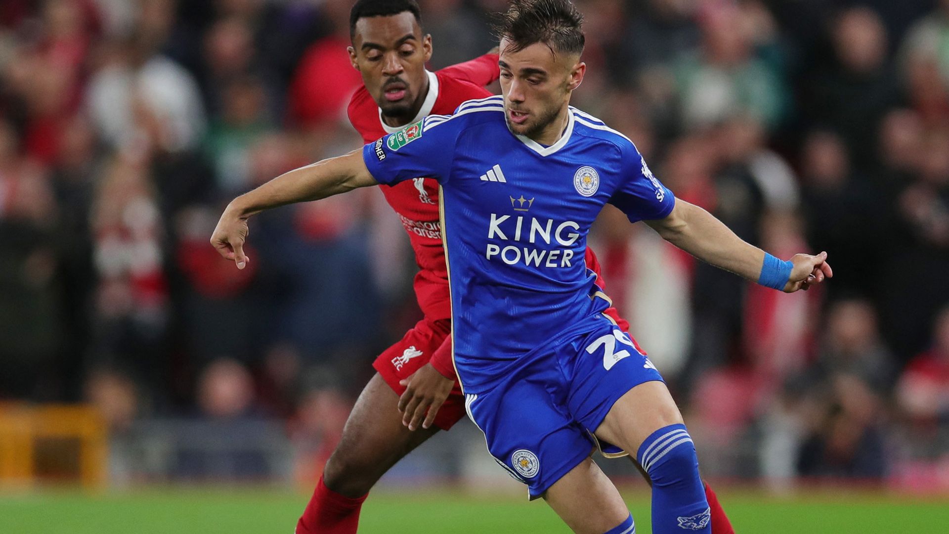 Leicester City: Alex Berenguer could be Yunus Akgün replacement