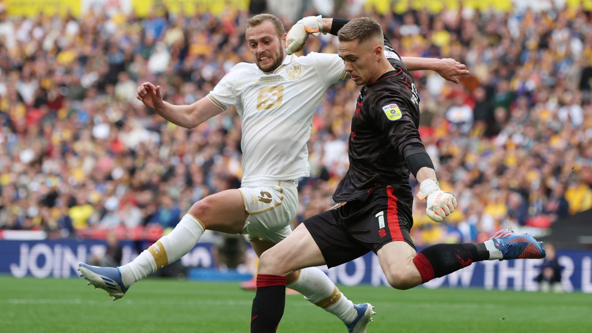 Port Vale: Darren Moore must put faith in Baylee Dipepa