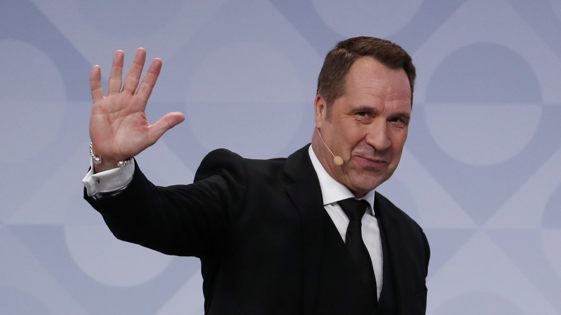 Luton Town latest: David Seaman surprise, Jesurun Rak-Sakyi update ...