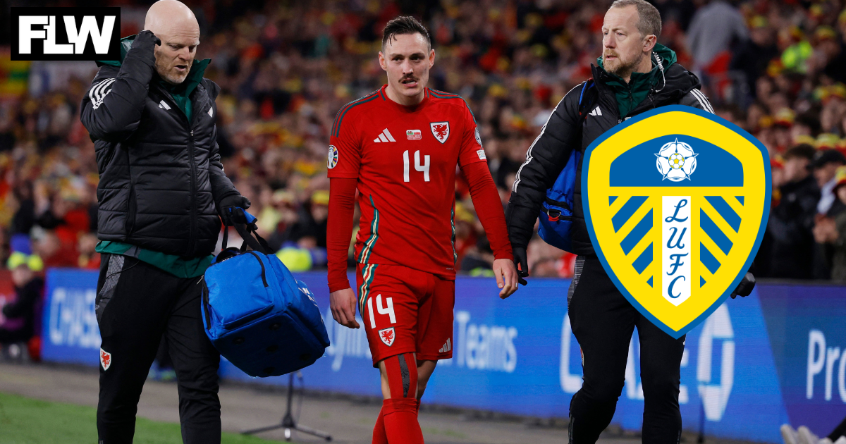 Leeds United: Connor Roberts update emerges ahead of Sunderland
