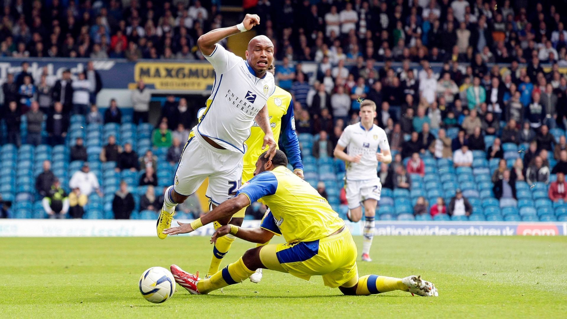 Leeds United earned a cult-hero by swooping for El Hadji Diouf