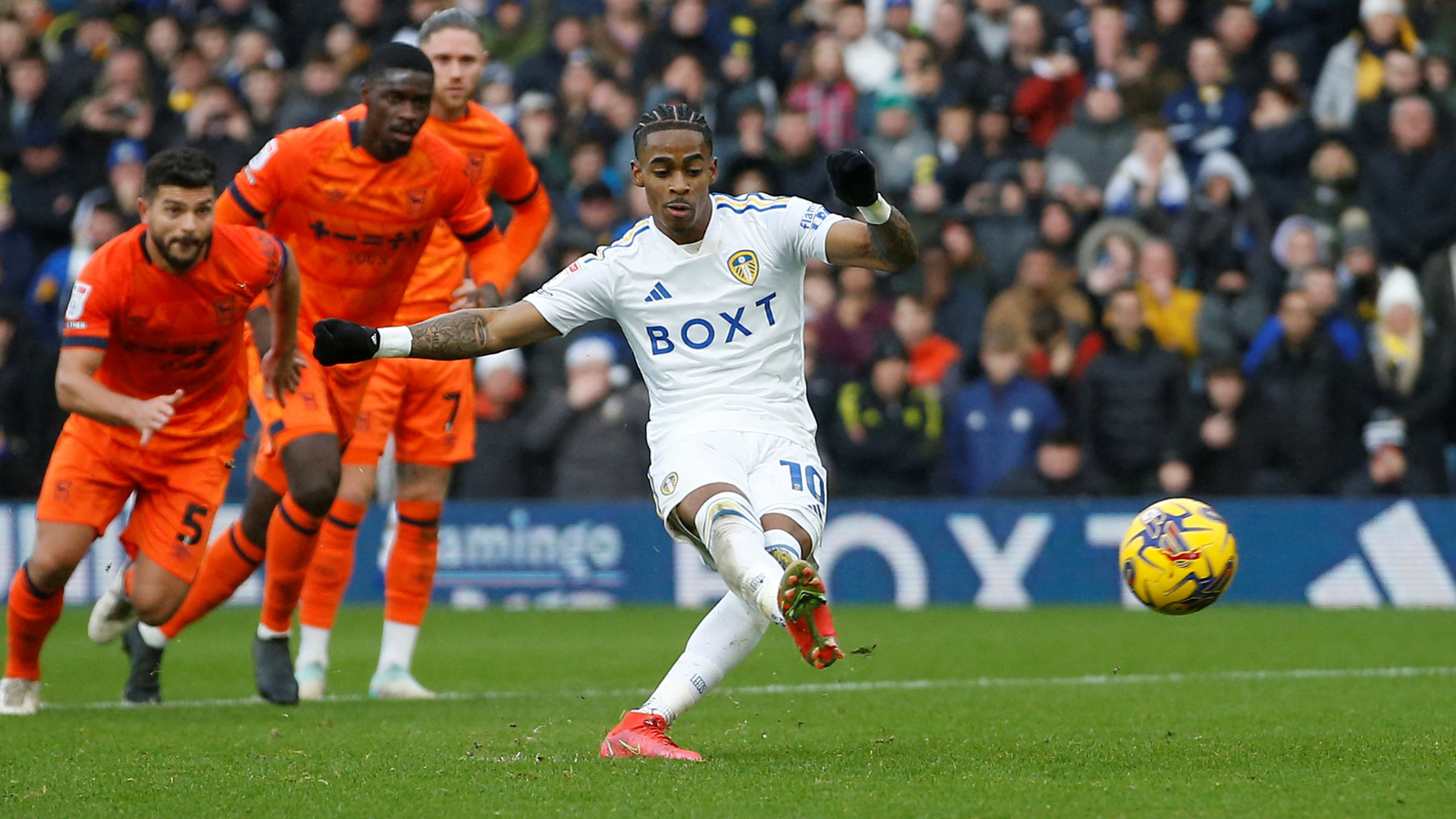 Liverpool get boost in pursuit of Leeds United's Crysencio Summerville
