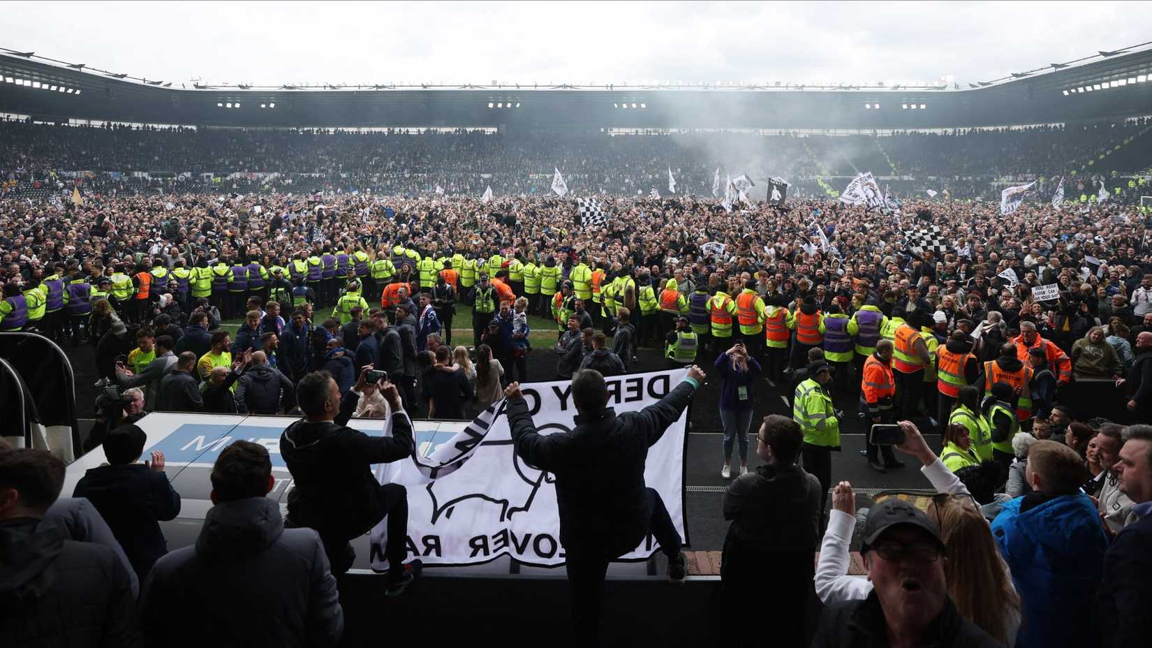 Ipswich Town slammed for "scandalous" ticket prices for Derby County fans