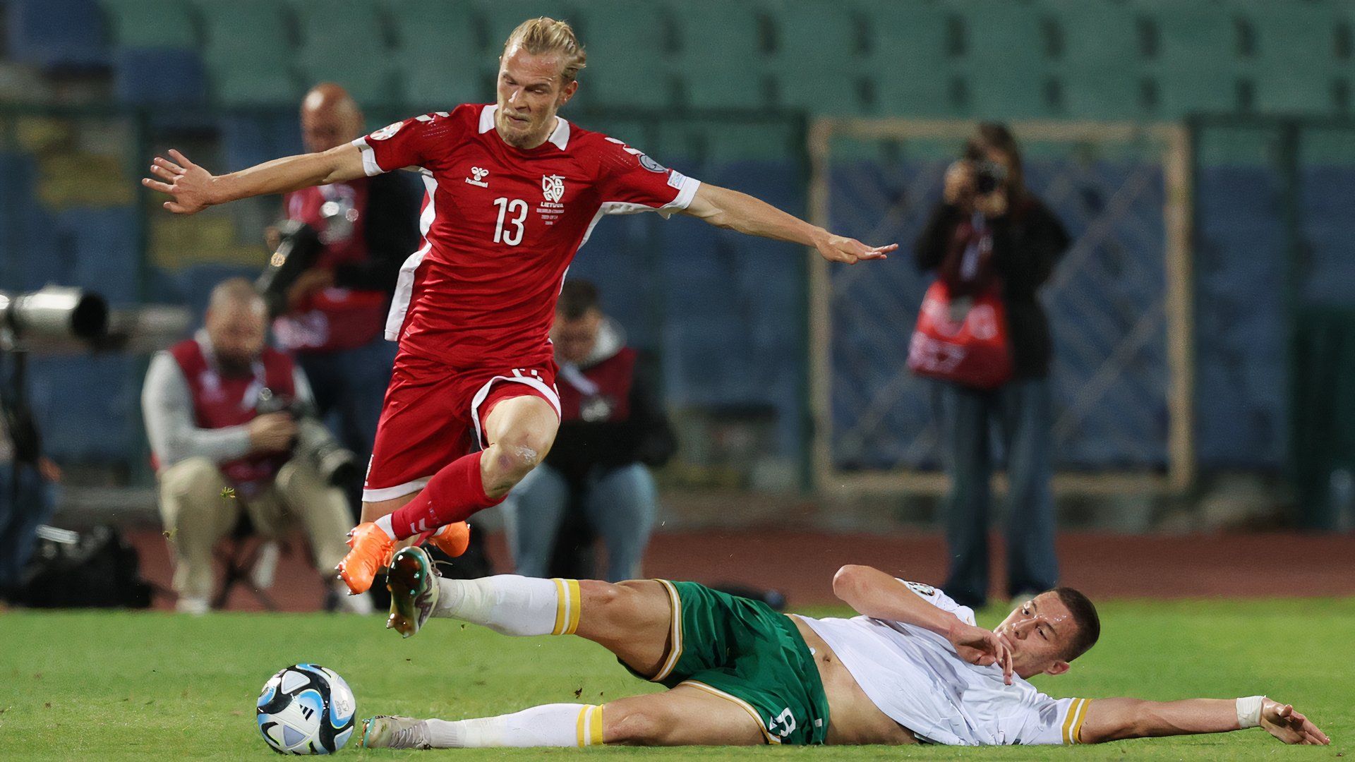 Norwich City and Rangers in transfer battle for Jose Cordoba