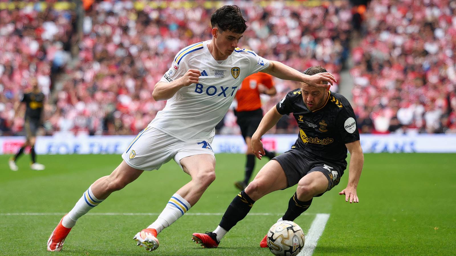 Leeds United: Ross McCormack sends 5-word message to Archie Gray as he ...